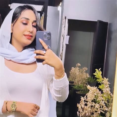 Kiana Kanganii🕊 Kiana Kanganii • Threads Say More