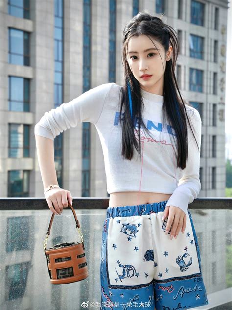 毛晓慧 高清图片，堆糖，美图壁纸兴趣社区