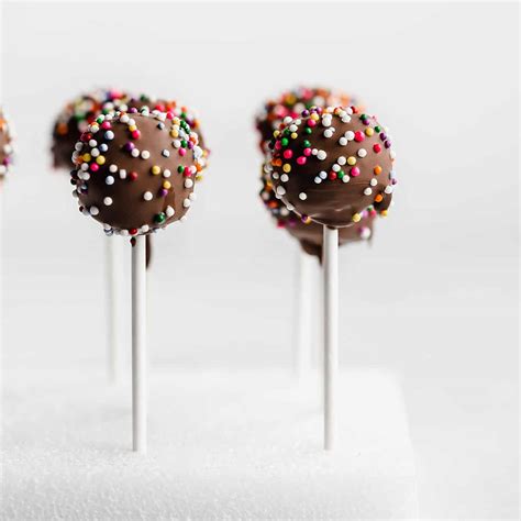 Candy Bar Cake Pops