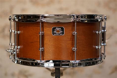 Ludwig 65x14 Universal Mahogany Snare Drum Reverb