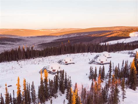 Borealis Basecamp Fairbanks Alaska Usa Bare Escape