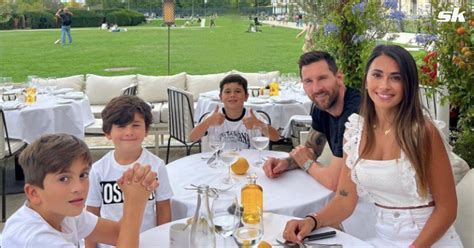 Psg Superstar Lionel Messi Enjoys Luxurious Meal With Wife Antonella