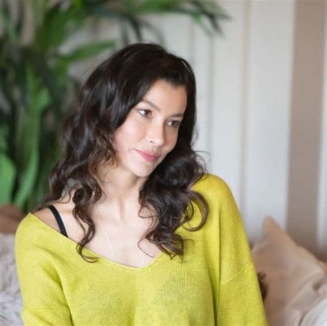 Kızılcık Şerbeti Alev Arslan Kimdir Müjde Uzman