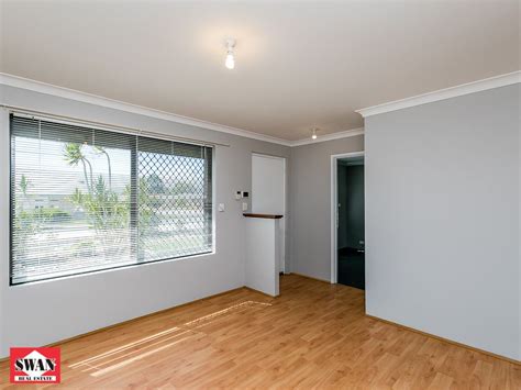 13 Murace Pl Middle Swan Wa 6056 Domain