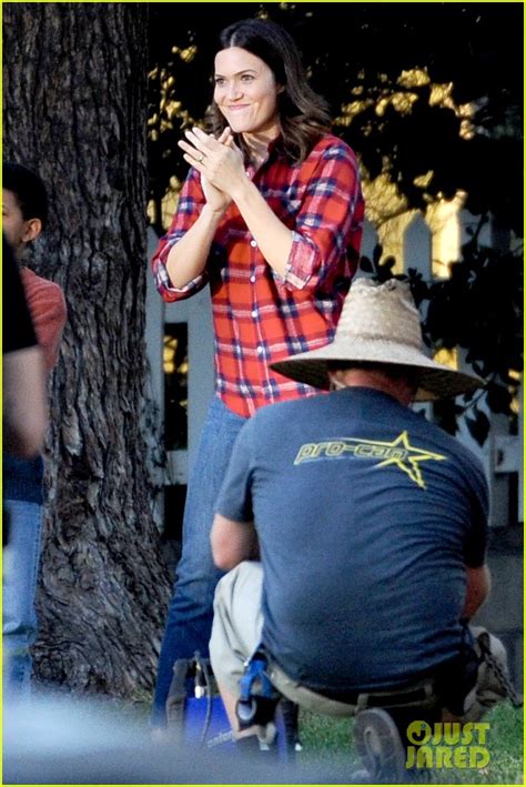 Milo Ventimiglia And Mandy Moore Film This Is Us Scene Together Photo