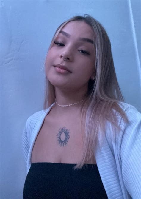 Cute Selfie For Now R Smileygirls