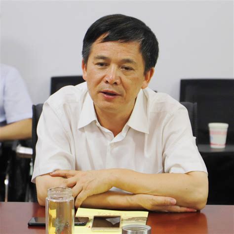 赵正富强调精准对标精细打造提升创文水平 曲靖珠江网