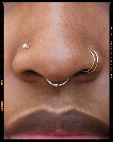 Double Nose Piercing Piercing Duplo De Nariz Piercing No Nariz Piercings