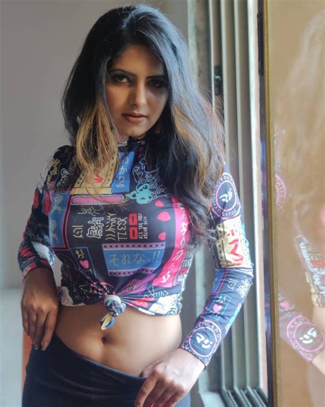 Priya Tiwari Hd Photos Page 1