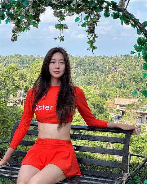 분리수거 여주인공 출연 달수빈 글래머 맞네가슴골 드러낸 비키니로 파격 노출 네이버 블로그