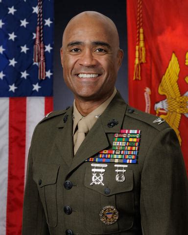 Usmc Colonel Rank Simple Guide To All Army Ranks In Order Usa