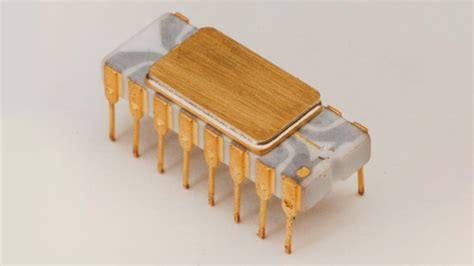 The Intel 4004 The First Computer On A Chip Turns 50