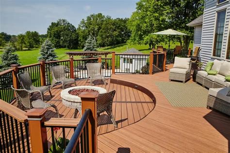 Custom Deck Installation And Builder In Ann Arbor Michigan