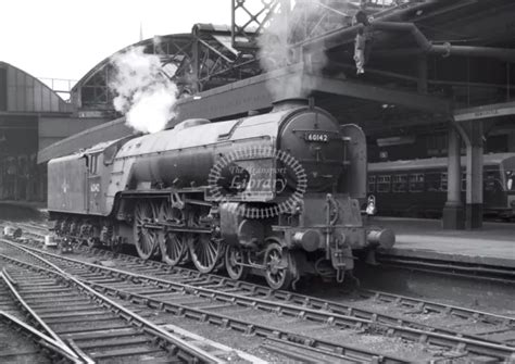 Photo Br British Railways Steam Locomotive Class 4p E 42660 At Rochdale £199 Picclick Uk