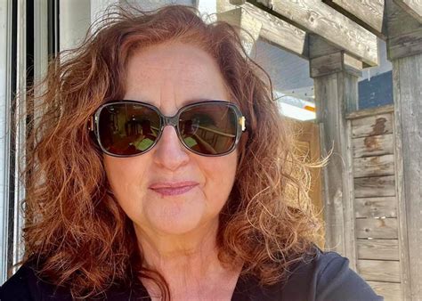 Laurence Jalbert Rate Encore Son Gâteau Et Ses Fans Tentent De Sauver La Situation