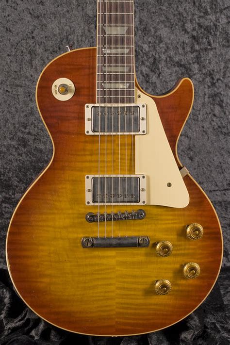 Gibson Custom Shop 1959 Les Paul Standard Reissue Cherry Guitar Gallery