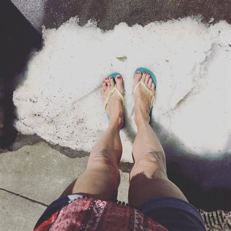 Leah Cairns Feet