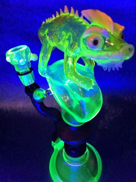 Uranium Glass Bubbler