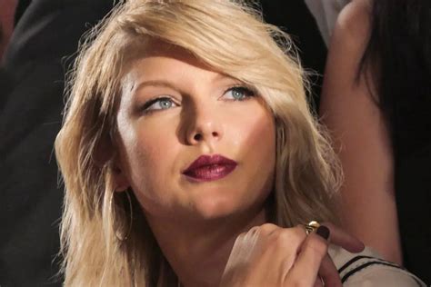 Taylor Swift Lookalike Confuses Fans She Looks More Like Taylor Than