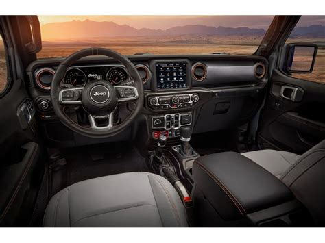 2025 Jeep Gladiator 167 Interior Photos Us News