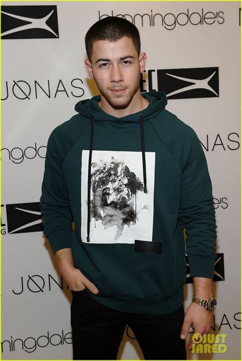 Nick Jonas Becomes A Godfather To Niece Valentina Photo 1086040