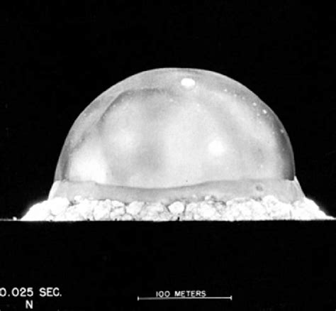 21 Photo Of The First Atomic Bomb Explosion 25 Milliseconds After