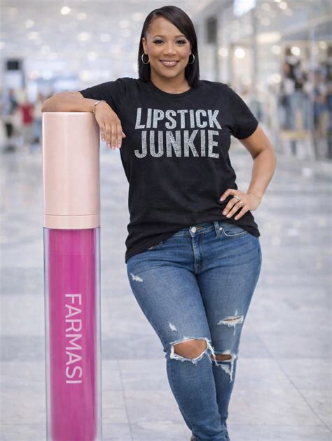 Lipstick Junkie Nikki Farmasi