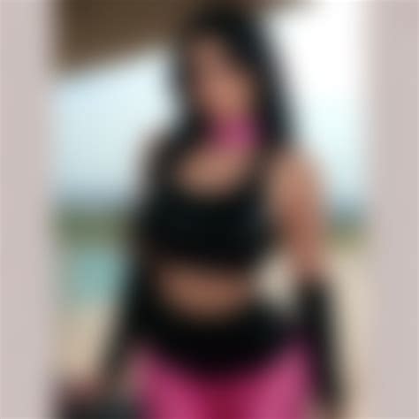 Sssniperwolf Bimbo With Leggings Free Ai Art Generator