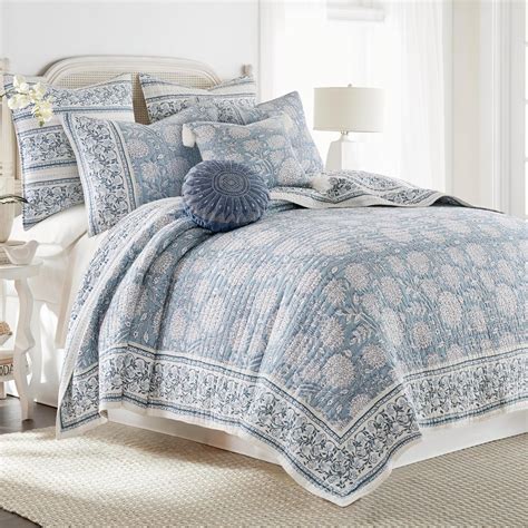 Levtex Home Adare Blue Reversible Fullqueen Quilt Set