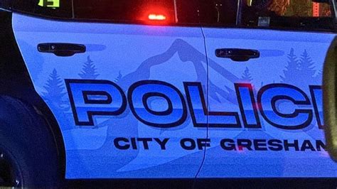 Pedestrian Thought To Have Non Life Threatening Injuries Dies After Crash In Gresham