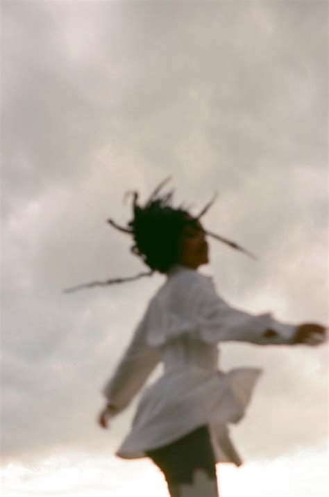 Ouri Spectacle De Lancement Phi