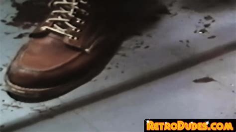 Retro Brilliance Opening Dick Sucking Exercises With Solid Gays Eporner