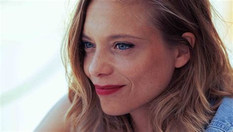 Lizzie Brochere 2023