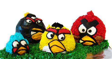 Angry Birds Happy Birthday Coloring Pages