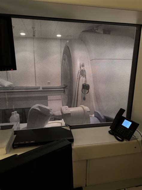 Used Ge Optima Mr360 1 5t Mri Scanner For Sale Dotmed Listing 4886169