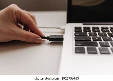 Usb Connection Free Photos And Images Picjumbo