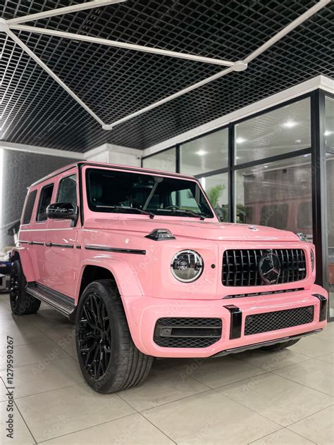 Photo Stock Brabus G Wagon Pink Mercedes Benz G63 Amg Mercedes Benz G