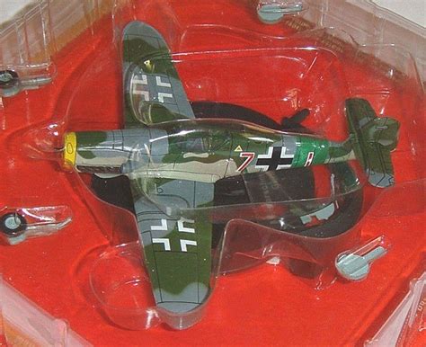 Messerschmitt Bf 109k 4 Red 7 Fighter Wwii Ixo 1 72 Diecast Ixo 1 72