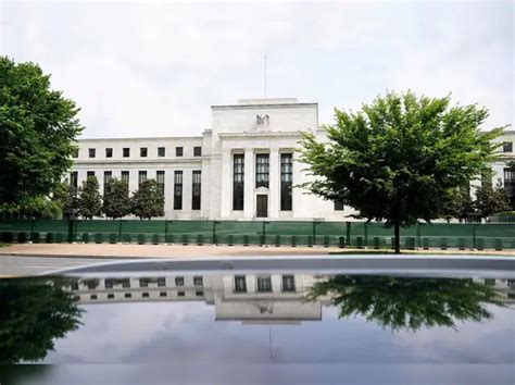 Politicization Concerns Kevin Hassett Tipped As Next Fed Chair