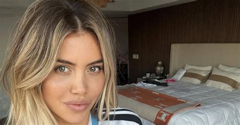 הפטמה המציצה של וונדה איקרדי גרמה לסערה ‎ ספורט 1