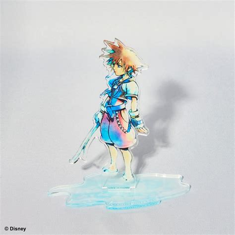 New Kingdom Hearts Acrylic Stands Feature Sora And Kairi Siliconera