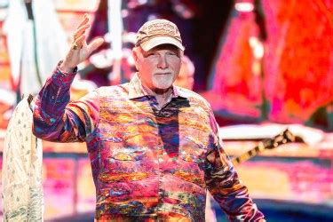 Mike Love Biography Music And News Billboard