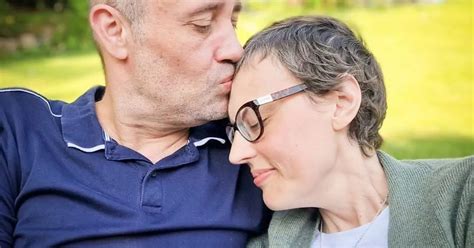 Badly Let Down Mum Has Weeks To Live After Symptoms Were Dismissed