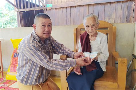 ဟိုပန်ကျေးရွာအုပ်စုအတွင်းရှိ ကျေးရွာများ၌ အသက်၈၀နှင့်၈၅နှစ်ကြား သက