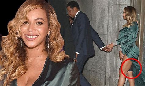 Jay Z And Beyonce Make Rare Public Appearance At Rihanna Event Artofit