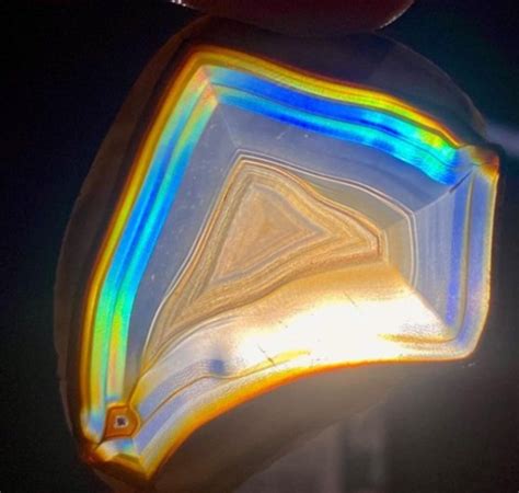 Iris Agate Rainbow Agate Beginners Guide To Finding Them