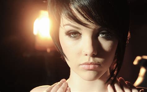 Melissa Clarke Desktop Wallpaper 2560x1600