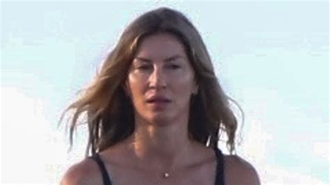 Tom Brady Shown What Hes Missing By Ex Wife Gisele Bunchden As Model Reveals Stunning Body In