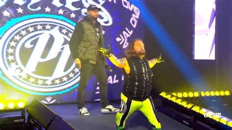 The Wee Nomenal One Aj Swoggle Appears On Impact Wrestling Pins Ethan Page Fightful News