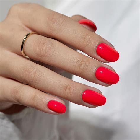 Tomato Tango Oval Press On Nails